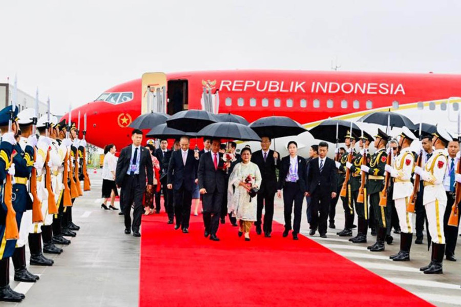 佐科威总统抵达中国成都市